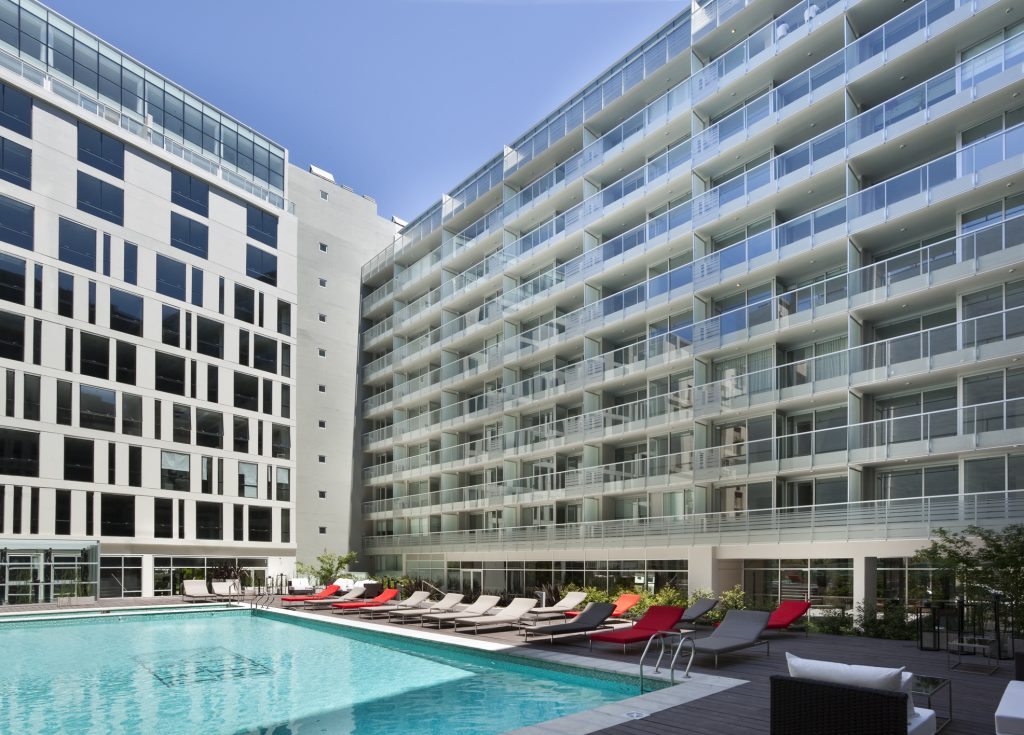 Palacio Bellini - Gruppo Moras - Ventanas - Curtain Wall